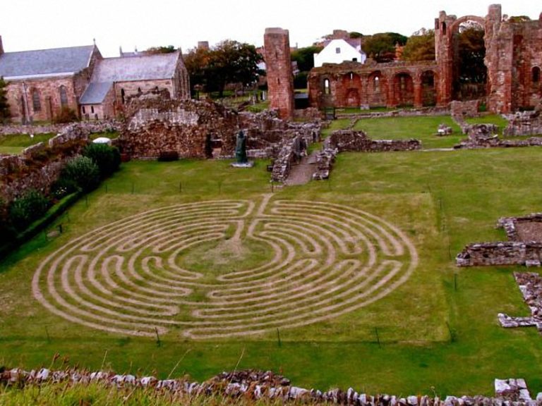 A Wildflower Labyrinth in the Abbey Gardens - Abbey of St Edmund ...